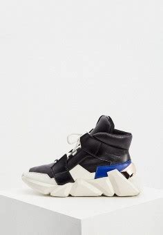 United Nude