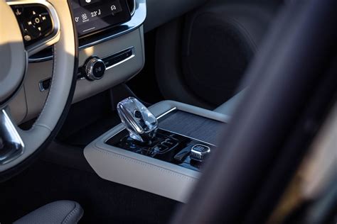 ТЕСТ Volvo Xc90 T8 Phev Ultra Dark Што е и уште поважно што не е