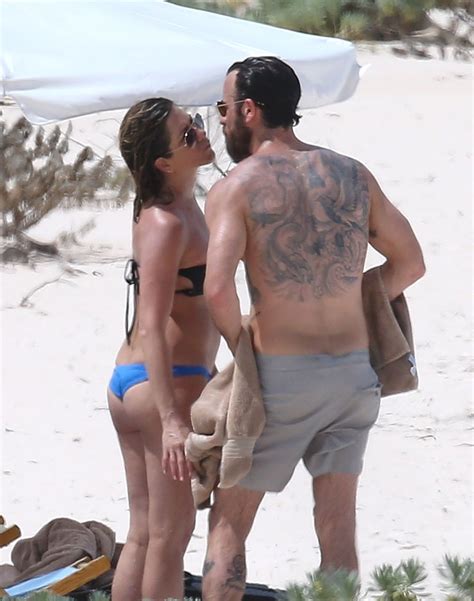 Jennifer Aniston In A Bikini 47 Photos Thefappening