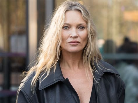 Kate Moss Jetzt Kate Moss Party Ära Make Up Ist Zurück So Gehts