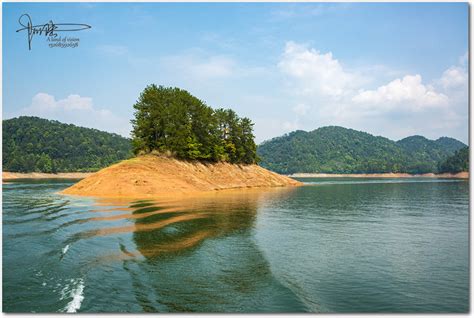 陡水湖风景区图片上犹陡水湖风景区图片陡水湖风景区大山谷图库