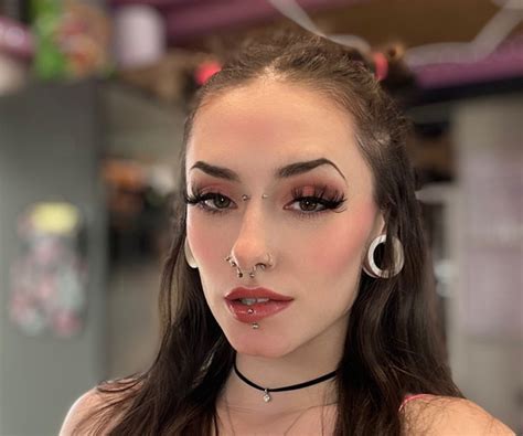 Ash Monroe Nudes Sex Chat And Phone Sex On Sextpanther