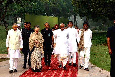 Free Photo Congress President Shri Mallikarjun Kharge Former