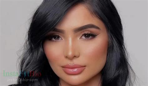 Maria Isabel Villa T Bio Age Height Models Biography