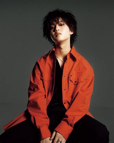 ゆうたろうが魅せる喜怒哀楽メイク 様々な役を演じる俳優だけでなく、ショップスタッフとしての顔を持つ多彩な才能、ゆうたろう。演技として披露する