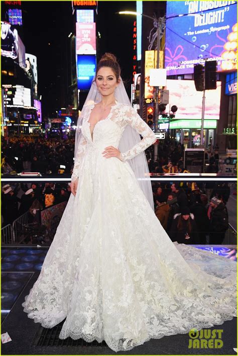 Maria Menounos Marries Keven Undergaro On Nye In Times Square Photos