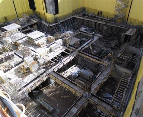 ΕΜΠΟΡΙΚΟ ΚΕΝΤΡΟ ΜΑΡΟΥΣΙ ΒΑΓΕΝΑΣ