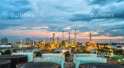 Цената на петрола тръгна нагоре