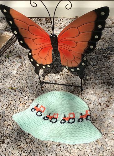 Ravelry Tractor Bucket Hat Pattern By Svenja Tränker