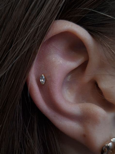 Piercing Master Anna Mariia Tkachenko Vean Tattoo