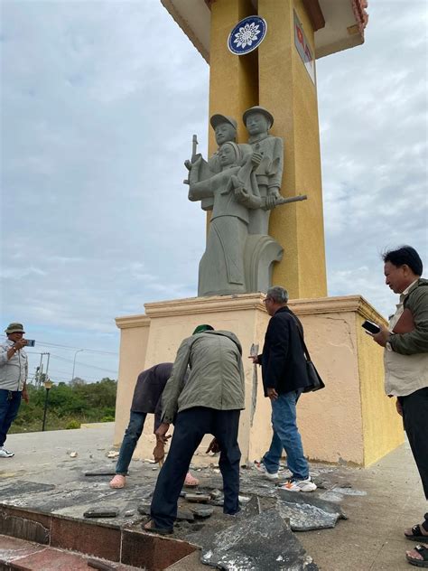 ស្ដូបមិត្តភាពវៀតណាម កម្ពុជា ត្រូវបានជនមិនស្គាល់មុខបំផ្ទុះគ្រាប់បែកកែច្នៃបំផ្លាញចោល Khmer