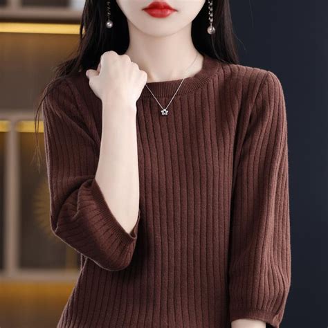 Womens Three Quarter Sleeve Sweater With Round Neck Pullover Loose