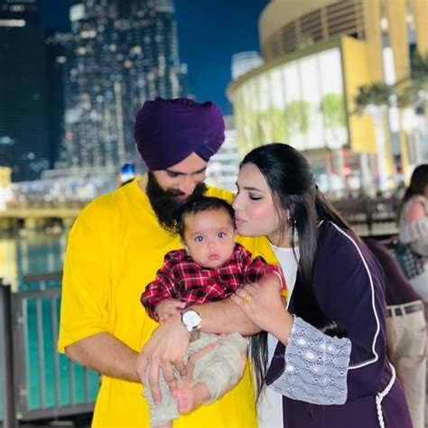 ਧਾਲੀਵਾਲ Mrmrsdhaliwal • Threads Say More