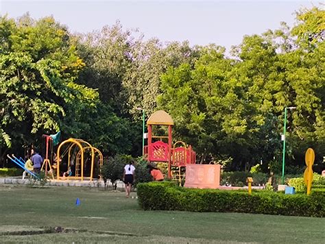 Redmi Note Camera Review Capable And Versatile Mobiles