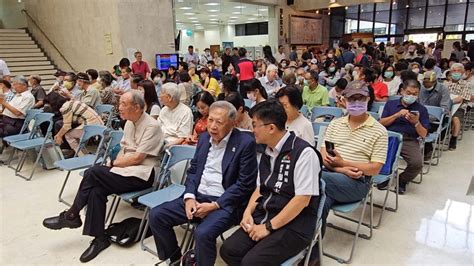陳志聲詩辭書法展 大墩文化中心展出60件作品 指傳媒