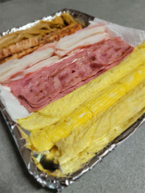 일상 아침일찍부터 김밥먹겠다고 준비해놓고 9시40분 울집 막둥이 미용예약을 깜빡 후다다닥 미용맡겨놓고 은행일에 다이소에 막둥이