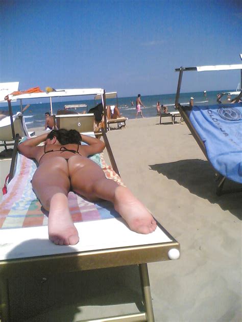 Cadid Ass Italian Beach 2 Porn Pictures Xxx Photos Sex Images 480214