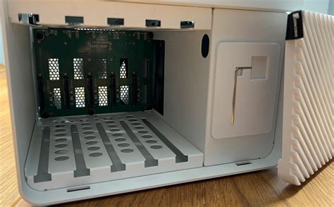NAS Basic 3 - NAS im Mini-ITX Format für bis zu 5 Festplatten