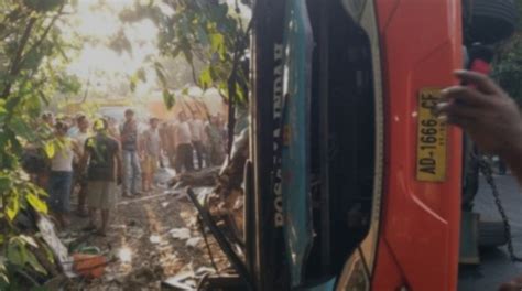 Kecelakaan Maut Bus Rosalia Indah Di Tol Semarang Batang Tewaskan 7