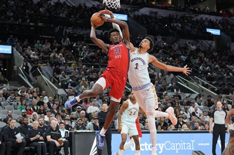 Nba Inquiétude Pour Gregg Popovich Coach Des Spurs De Wembanyama