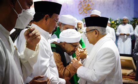 Hadiri Peringatan Haul Akbar Ke Abah Guru Sekumpul Wapres Ingatkan Pentingnya Generasi Yang