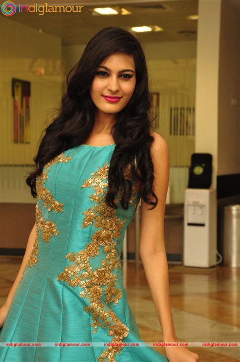 Swetha Jadhav Actress Photoimagepics And Stills 448643