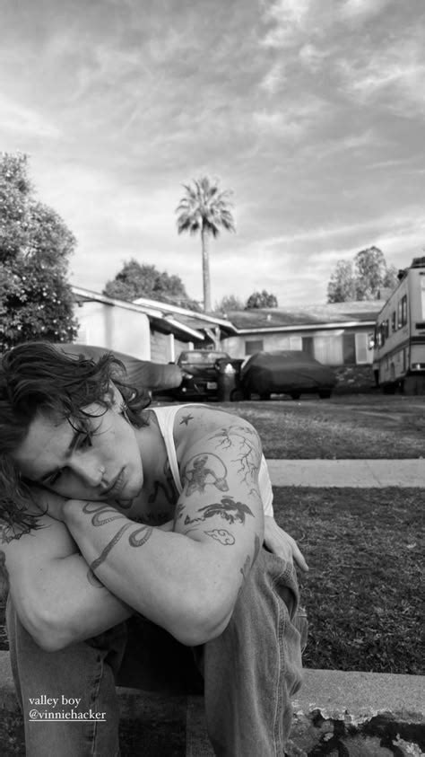 Pin By Danksausage On I Finally Gave In To A Vinnie Hacker Board Hacker Aesthetic Just