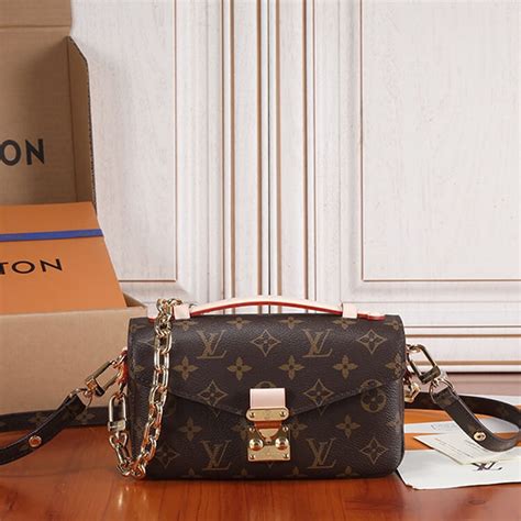 LV Pochette Metis East West Onlinefakes