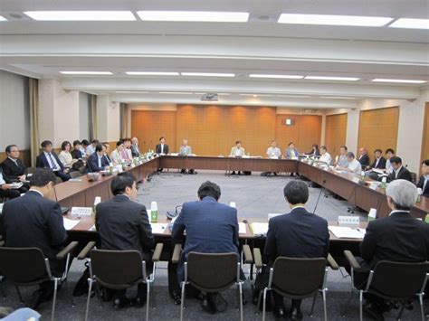 新専門医制度、都道府県協議会・厚労省・検討会で地域医療への影響を監視—医師養成と地域医療検討会 Gemmed データが拓く新時代医療