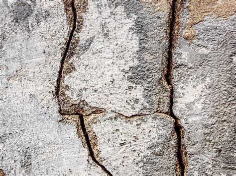 Les Signes Indiquant Que Les Fissures Sont Dangereuses