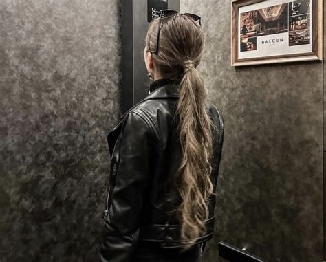 雅子様のライダース舐めたいです。 Peing 質問箱