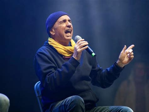 Milers De Persones Assisteixen Al Gran Concert Solidari Catalunya Amb