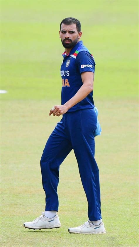 Deepak Chahar Picture Cricket Team Cricket In India Cricket Wallpapers