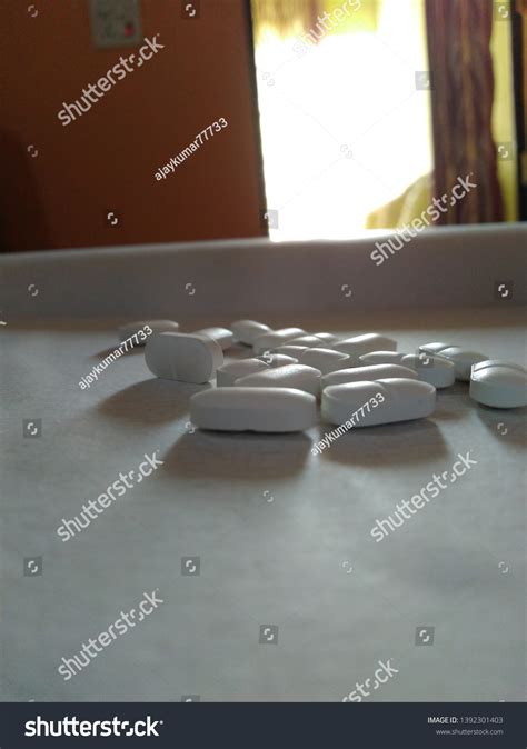 Ciproflaxacin Images Stock Photos Vectors Shutterstock