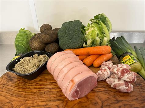 Sunday Dinner Pack 1kg Pork Loin 6 Watnall Farm Shop