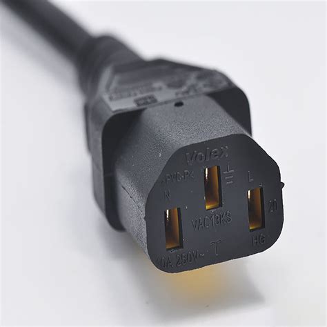 Ap8702s Ww C13 To C14 0 6 Meters Locking Power Cord For Apc Ap8000