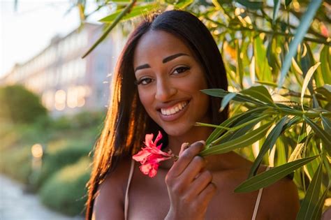 Premium Photo Portrait Of An Attractive Smiling Somali Girl Who Is