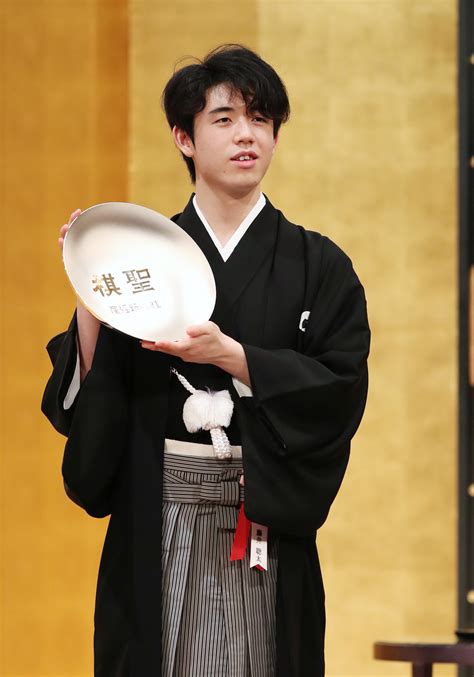 藤井聡太棋聖 就位式 Moment日刊ゲンダイ