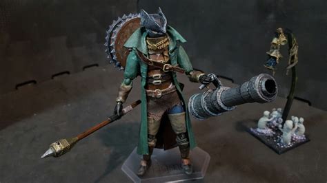 Hunter Figma Base Deluxe Action Figure Bloodborne Custom Action Figure