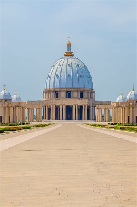 Yamoussoukro Ivory Coast February 01 2014 Famous Landmark Basilica