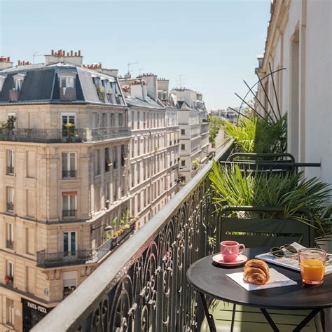 Le Duc - Paris - Un restaurant du guide MICHELIN