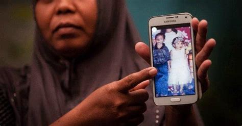 Famiglia Divisa Dallo Tsunami Dopo 10 Anni Ritrova Anche L Ultimo