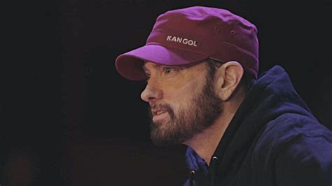 Кепка Kangol с подписью Эминема продана на аукционе за 6400 долларов ...