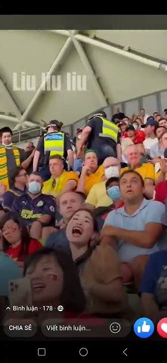 Cầm Cờ Ba Que Trong Trận úc Việt Nam Và Cái Kết Youtube