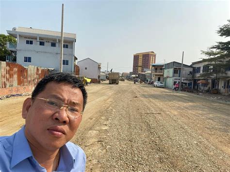 គម្រោងសង់ផ្លូវបេតុងថ្មីពីផ្លូវ៥៩៨ទៅផ្លូវមុខក្រសួងដែនដីអនុវត្តមន្ទីរសាធា