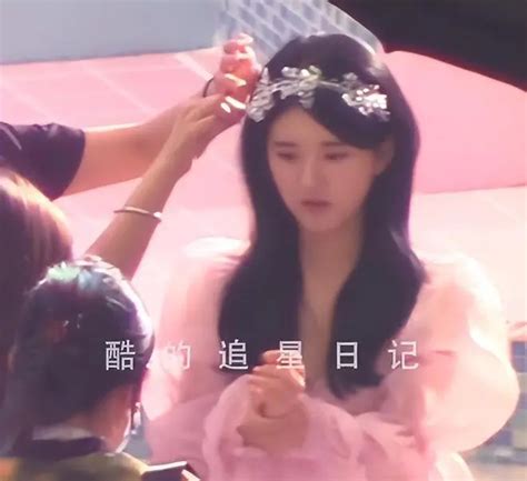 明星片场待遇越来越好，演技却越来越烂，和老戏骨对比太讽刺