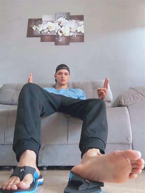 Feet Feet Feet 💸💸 On Twitter Solas Instagram Ofcricardomazaro