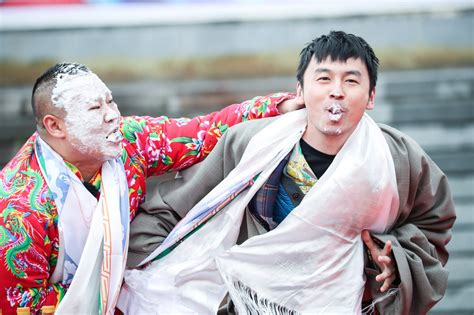 《极限挑战5》聚焦长江守护者 罗志祥张艺兴雨中种树凤凰网