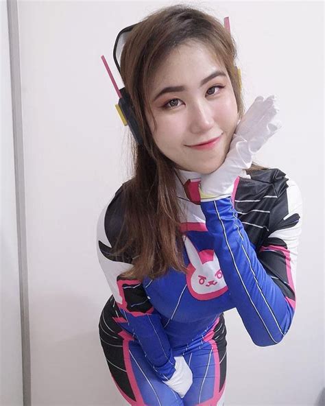 Cosplay World 💖 Dvas Month 💙 🎧 Dva Selfie 🎮 💘