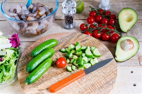 This Creative Shrimp Cobb Jar Salad Is Easy To Prep Ahead Clean